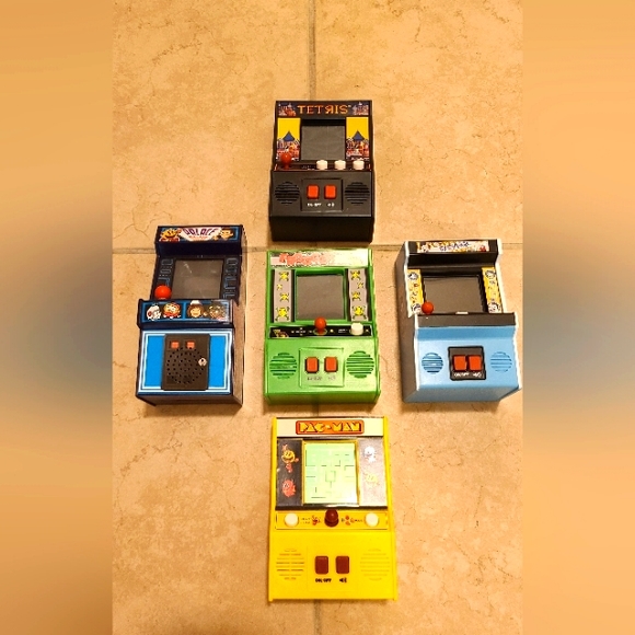 Hasbro | Toys | Mini Arcade Set Of 5 Vintage Retro Video Games 8s Style ...